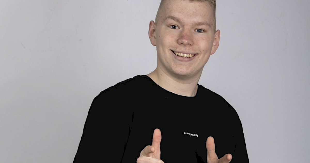 DJ Tijn boeken | BekendeArtiestBoeken.NL