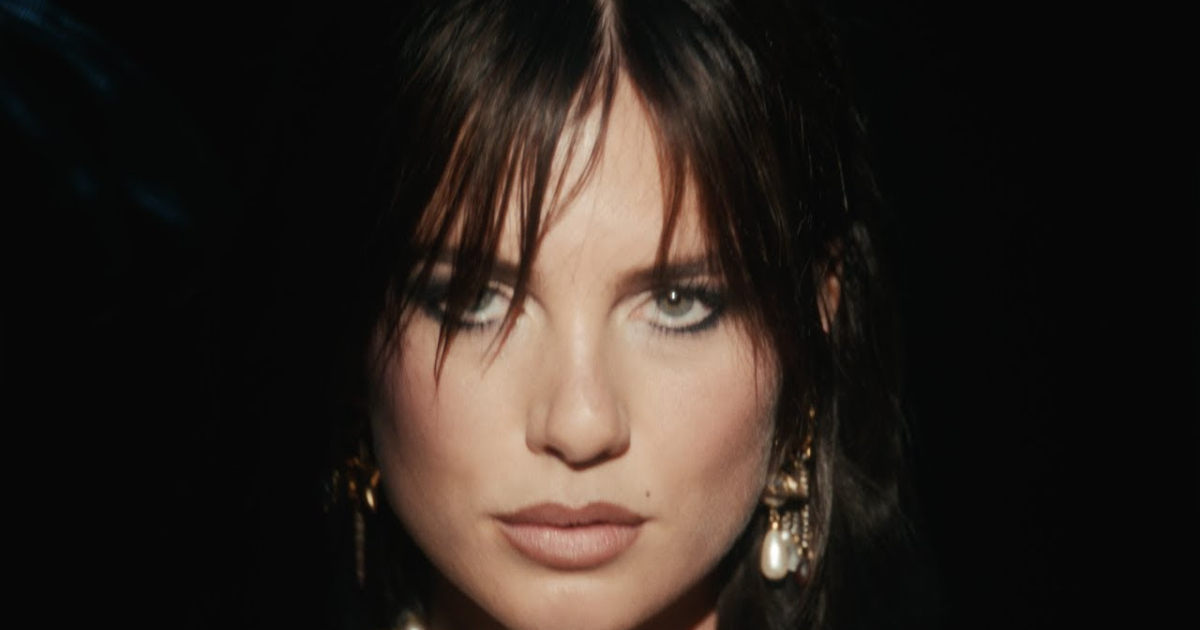 Maan boeken | BekendeArtiestBoeken.NL